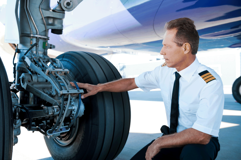 Our Aviation Courses | Sprott Learning: Aeronautics